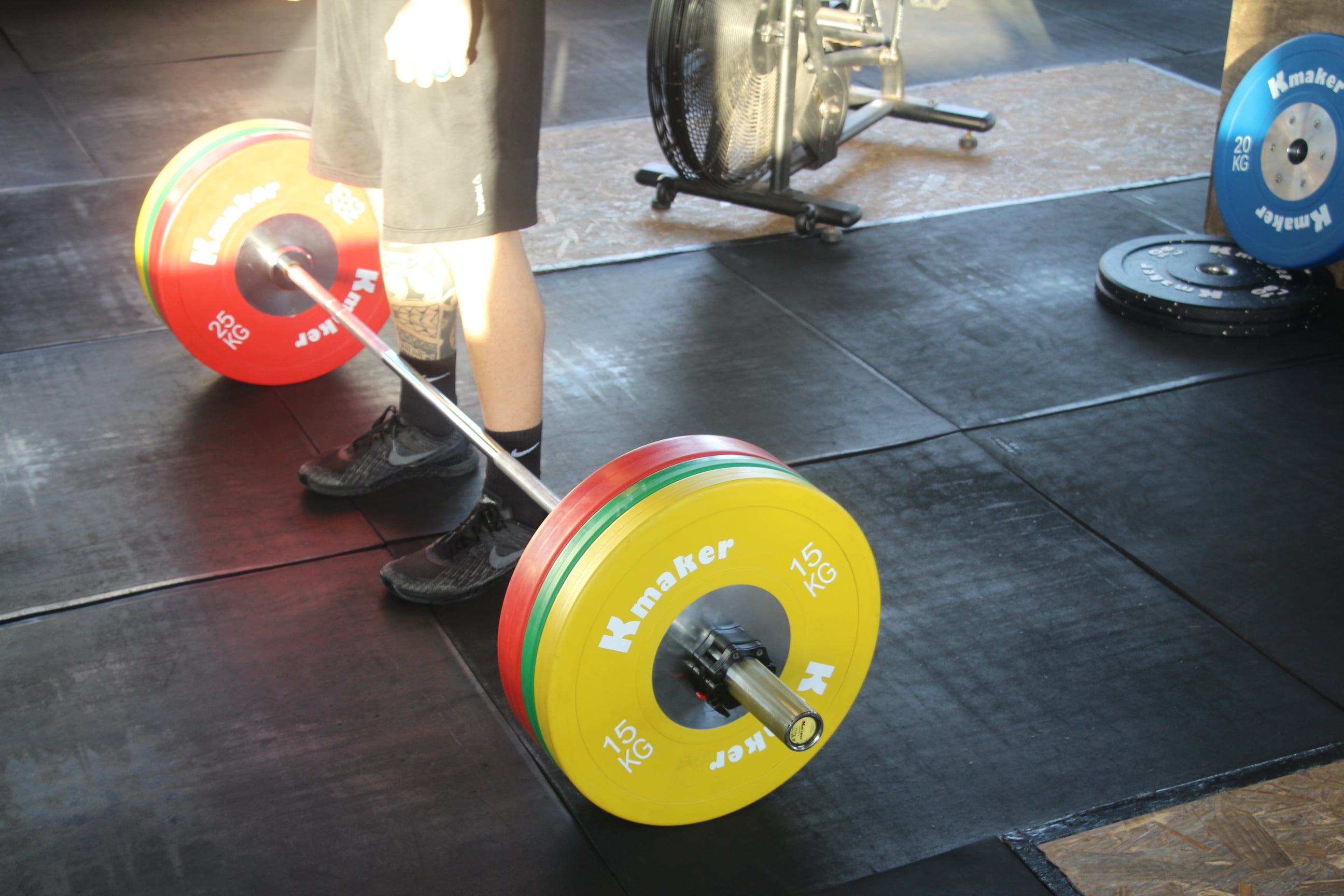 Anilha 15 KILOS OLIMPICA KMAKER
